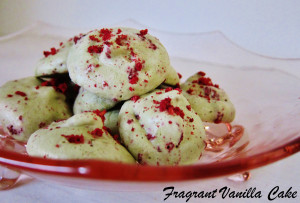 Vegan Matcha Raspberry Meringues | Fragrant Vanilla Cake
