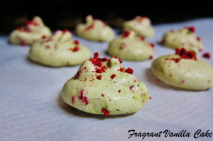 Vegan Matcha Raspberry Meringues | Fragrant Vanilla Cake