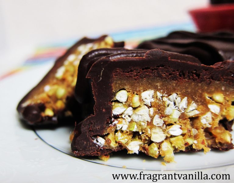 Mini Vegan Whatchamacallit Bars | Fragrant Vanilla Cake