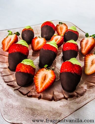 Chocolate Dipped Key Lime Pie Stuffed Strawberries | Fragrant Vanilla Cake Chocolate Dipped Key Lime Pie Stuffed Strawberries | Fragrant Vanilla Cake