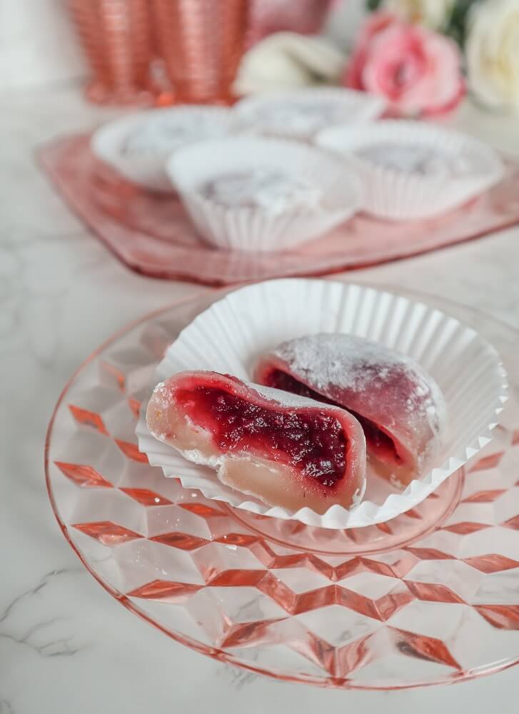 Vegan Raspberry Rose Mochi | Fragrant Vanilla Cake Vegan Raspberry Rose Mochi | Fragrant Vanilla Cake
